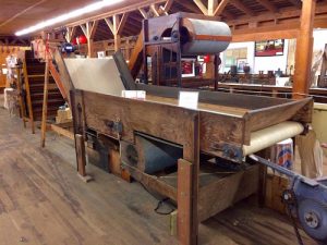 The Furford Cranberry Picker/Pruner: Ingenuity That Revolutionized an ...